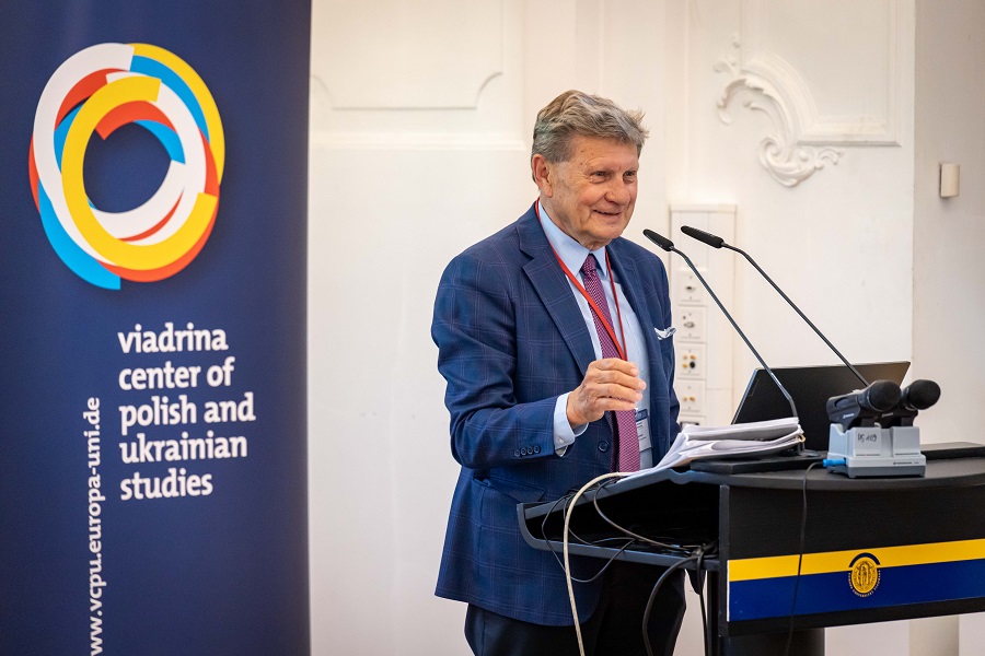 Viadrina Center of Polish and Ukrainian Studies • European University ...